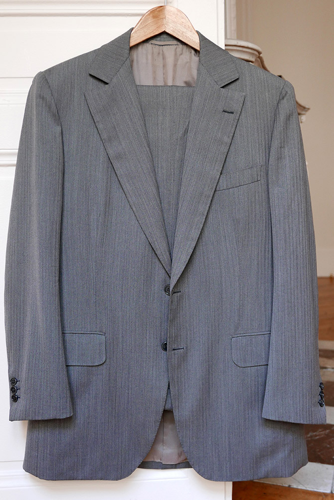 vide-dressing-homme-costume-camps-de-luca-006 - MILANESE SPECIAL SELECTION